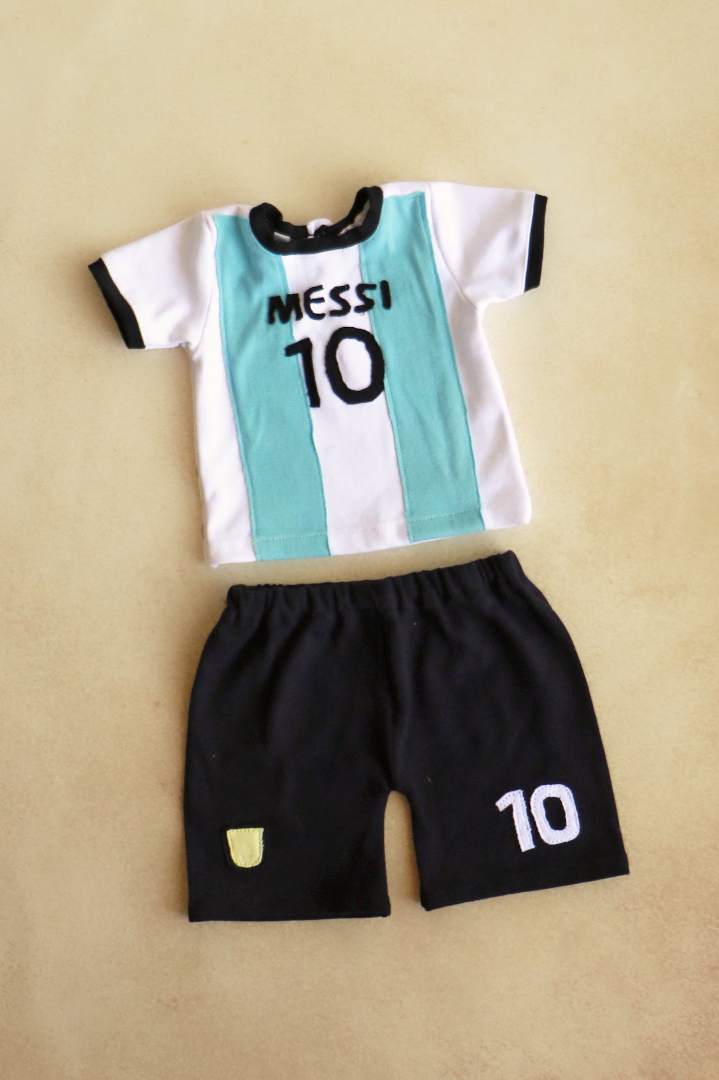 Messi Outfit – Artista Prop Shop