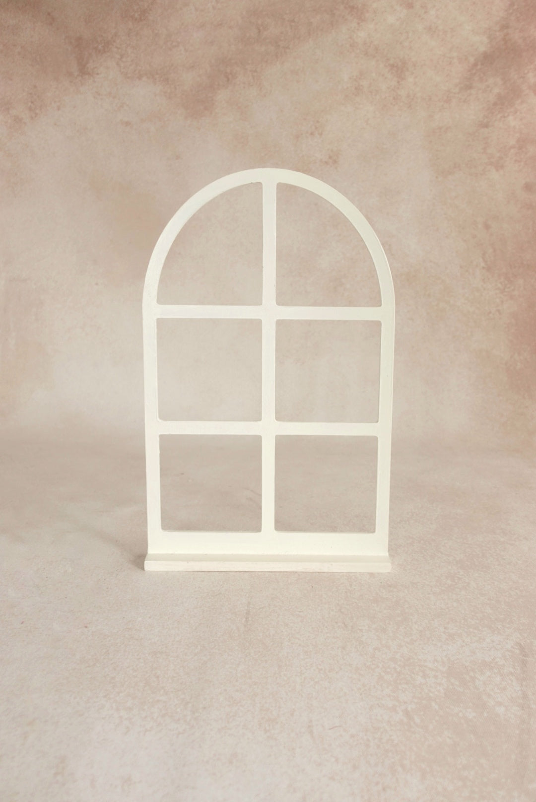 Window – Artista Prop Shop
